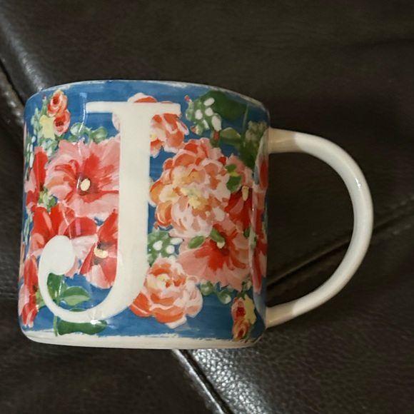 Anthropologie | Dining | Anthropologie Dawn Monogram Floral Mug Initial ...